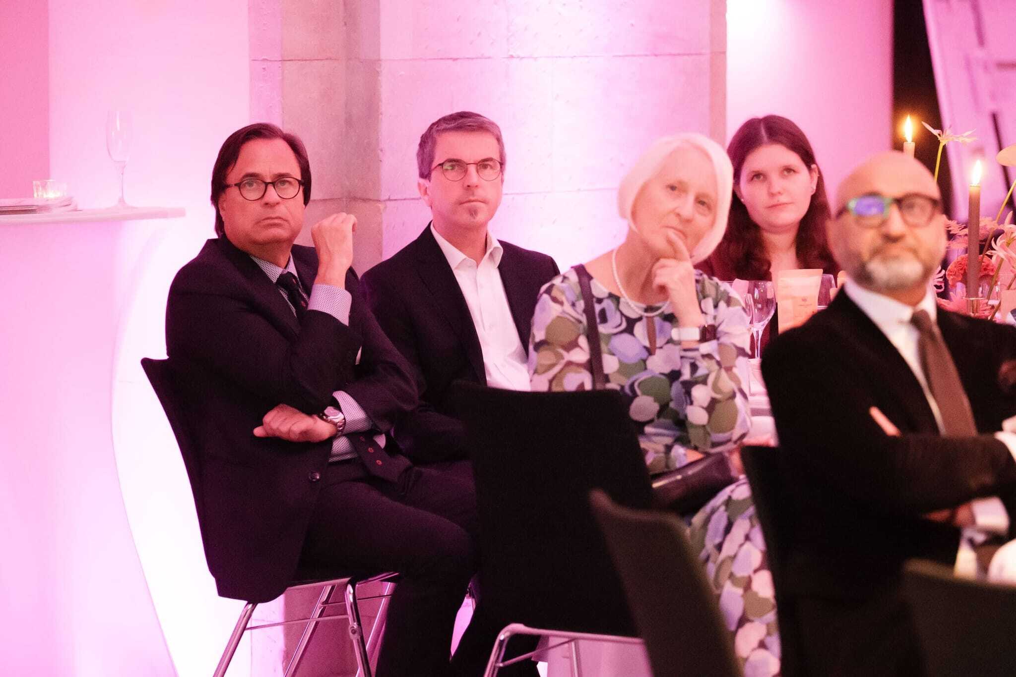 Female Transformers in Healthcare 2023 - Health&Care Management