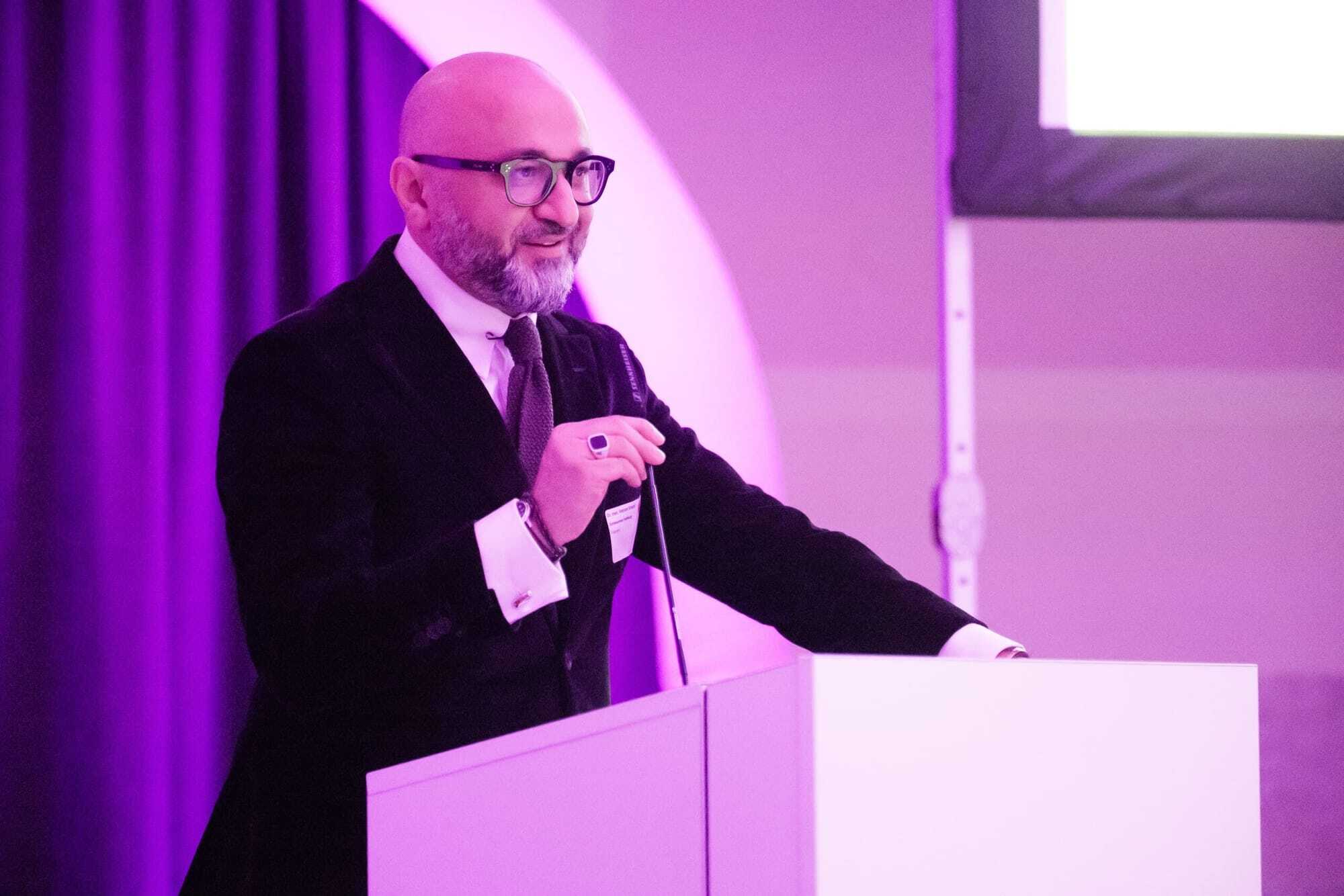 Das sind die Female Transformers in Healthcare - Health&Care Management