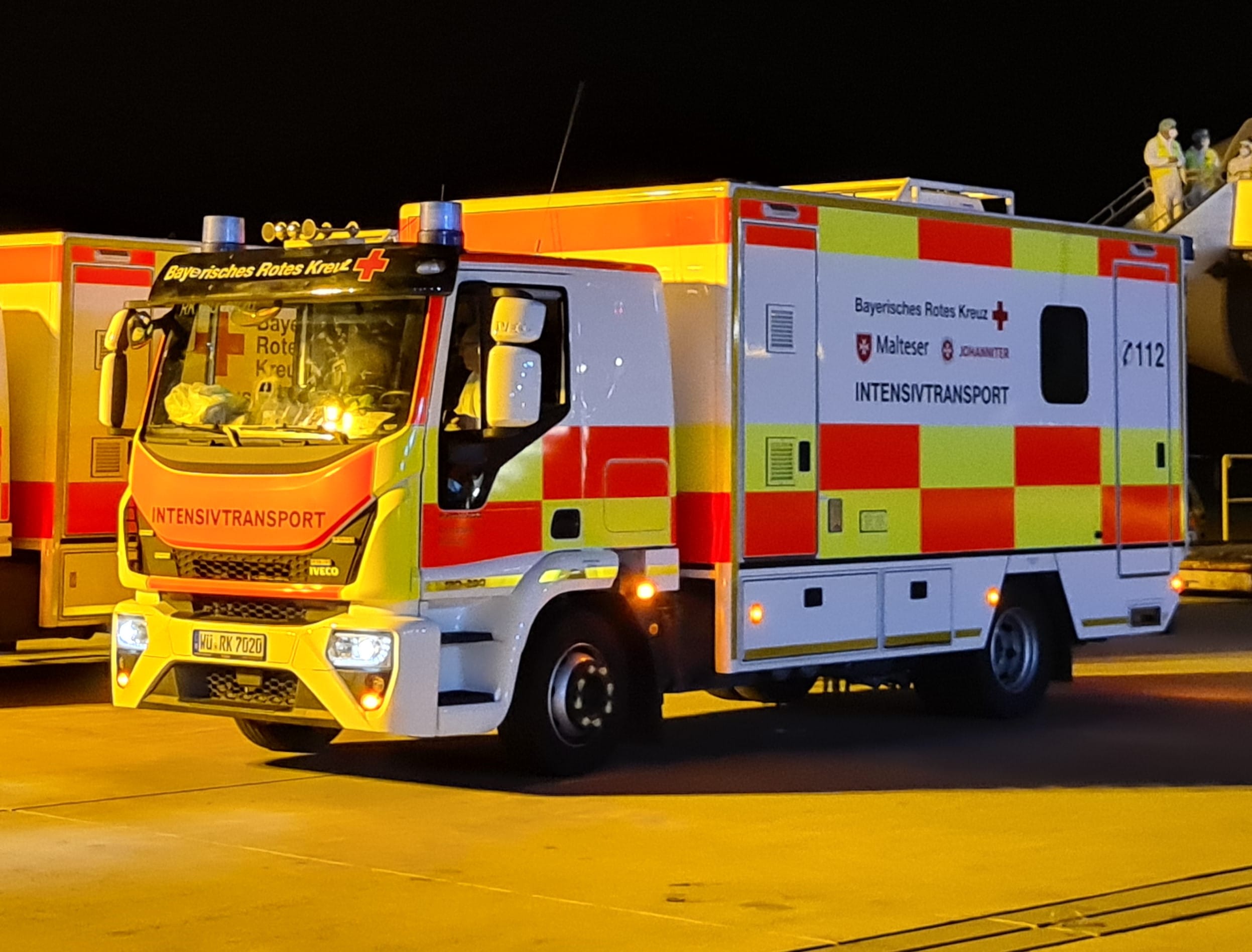 Fahrende Intensivstation: 25 Jahre Würzburger Intensivtransportwagen - Health&Care Management