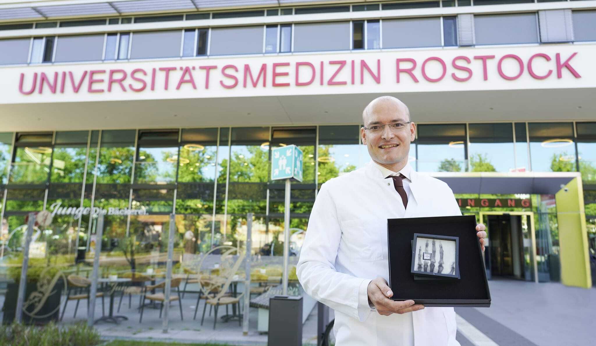 Prof. Dr. Felix Meinel mit Marie-Curie-Ring geehrt - Health&Care Management