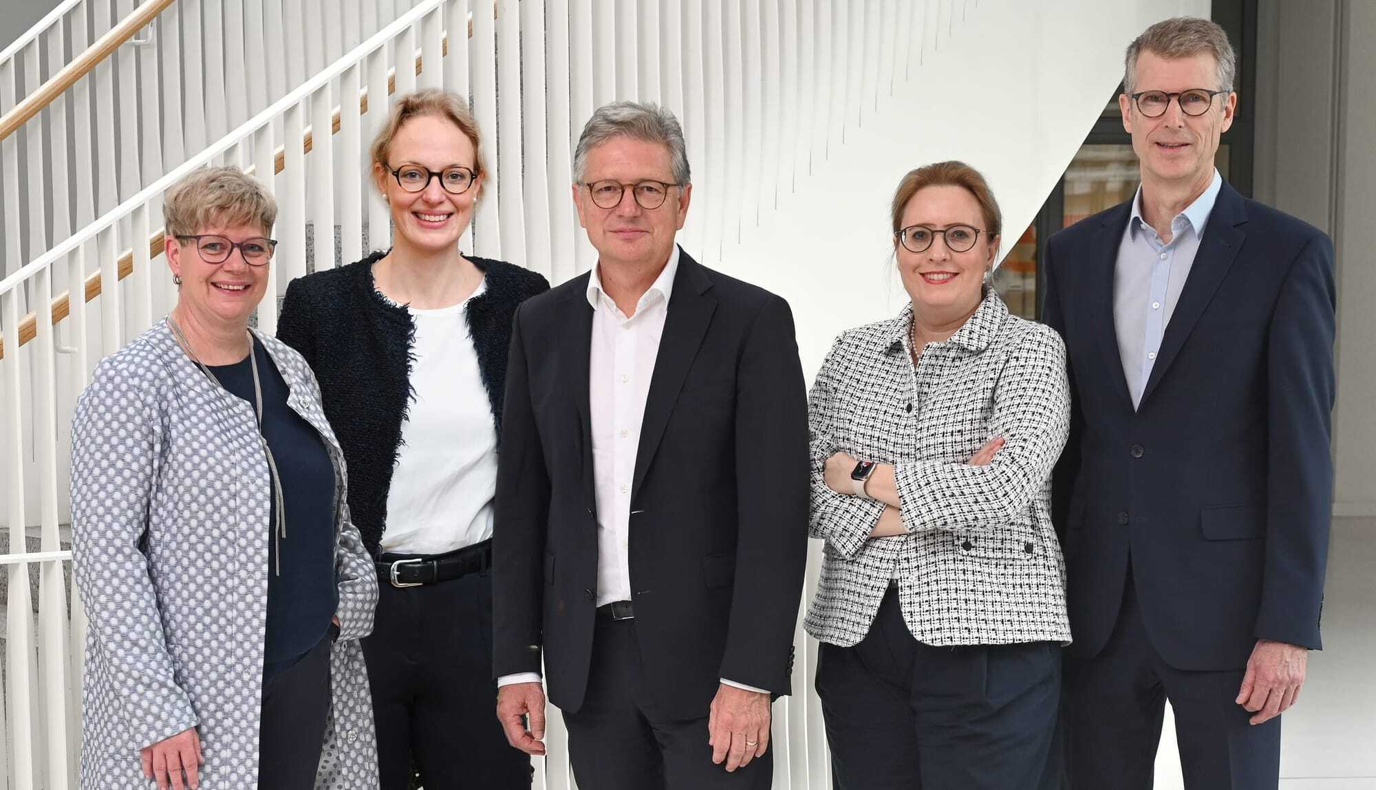 TUM Universitätsklinikum startet - Health&Care Management