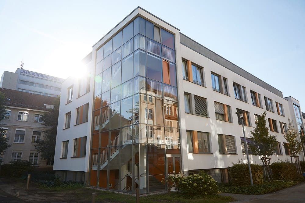 Mehr Patientenkomfort – neuer OP-Check-in gestartet - Health&Care ...