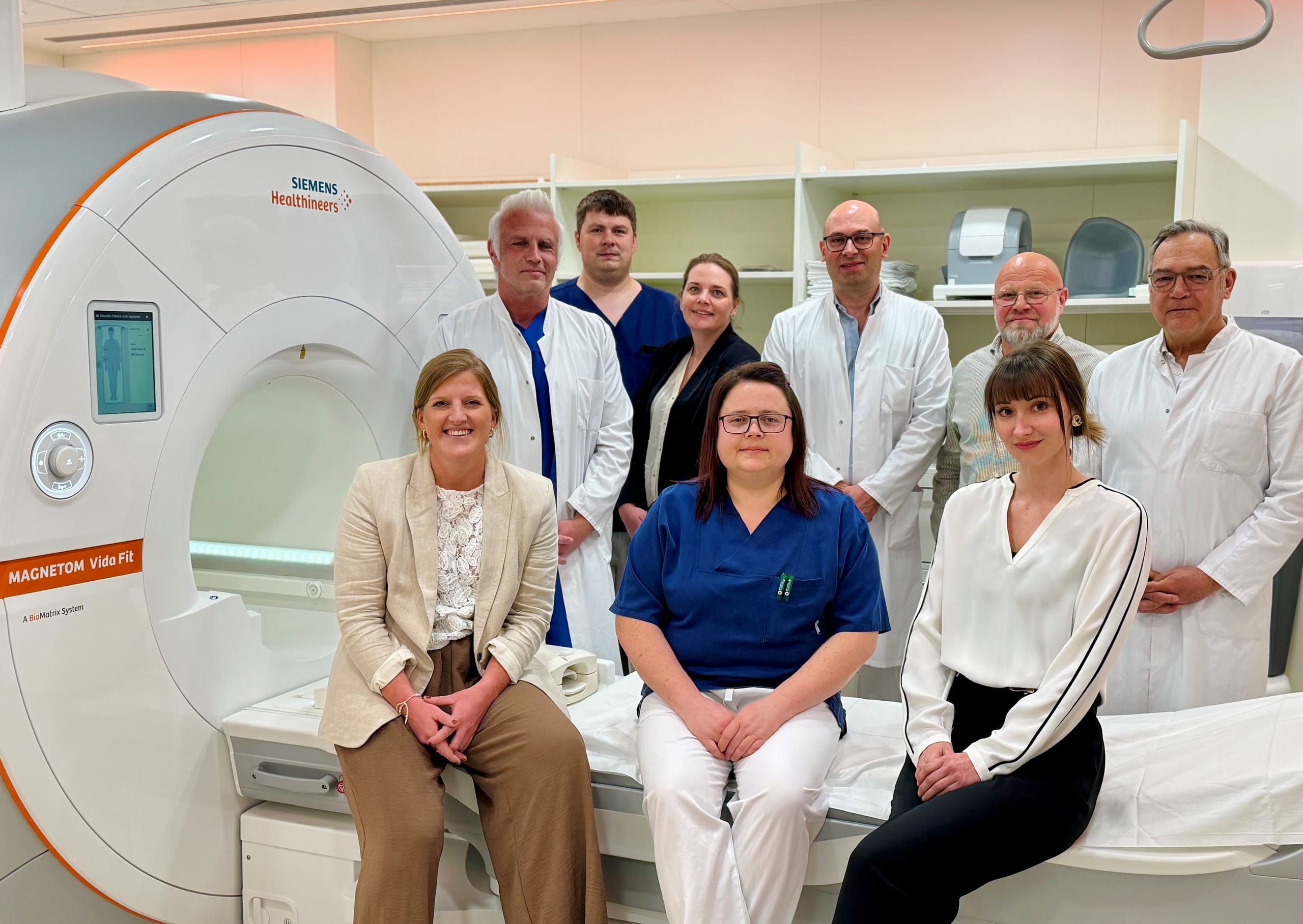 Schnellere und genauere Diagnosen dank Hightech-MRT - Health&Care ...