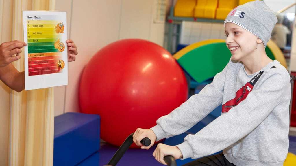 Neue Bewegungstherapie stärkt krebskranke Kinder und Jugendliche ...